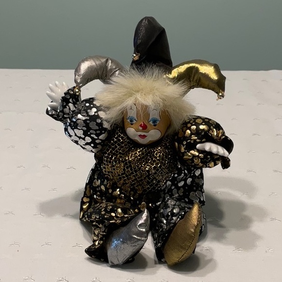 Leeds International | Accents | Porcelain Hand Painted Face Jester Doll ...